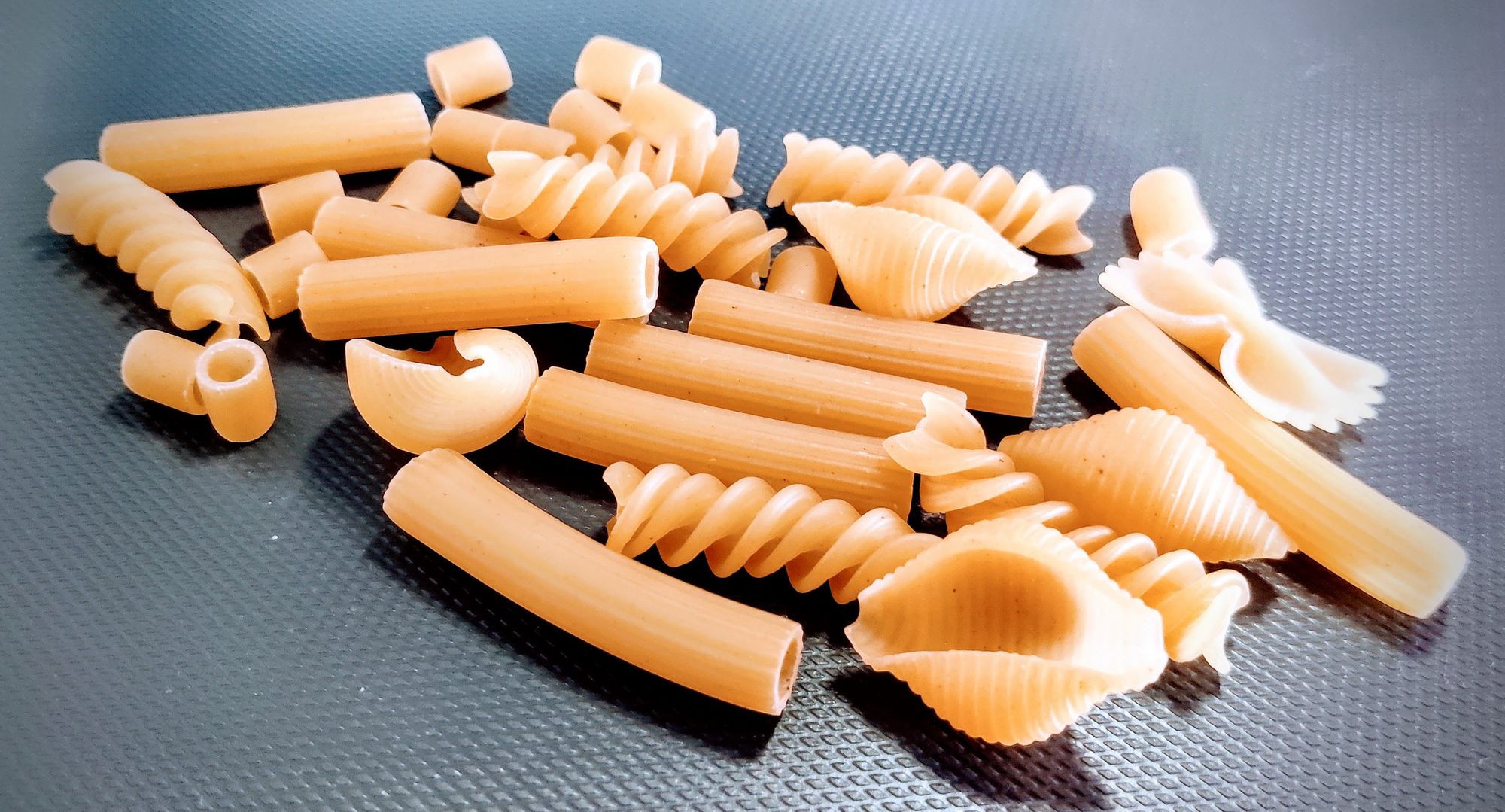 La pasta italiana AI con OpenVINO su Edge Hardware